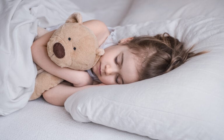 Establish a Bedtime Routine to Prevent Tantrums from Toddlers - Just ...