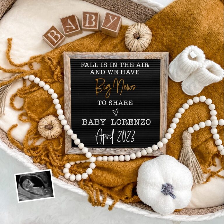 37 Festive & Memorable Fall Pregnancy Announcements - Just Simply Mom