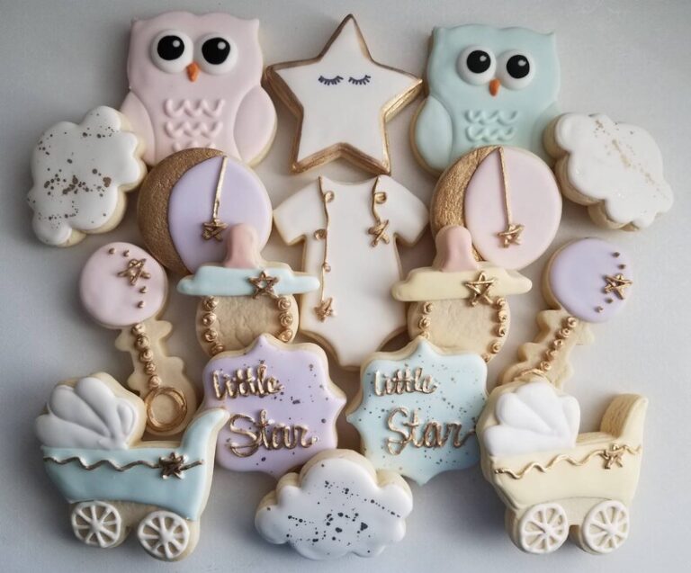 37 Sweet and Adorable Pregnancy Announcement Cookies - Just Simply Mom